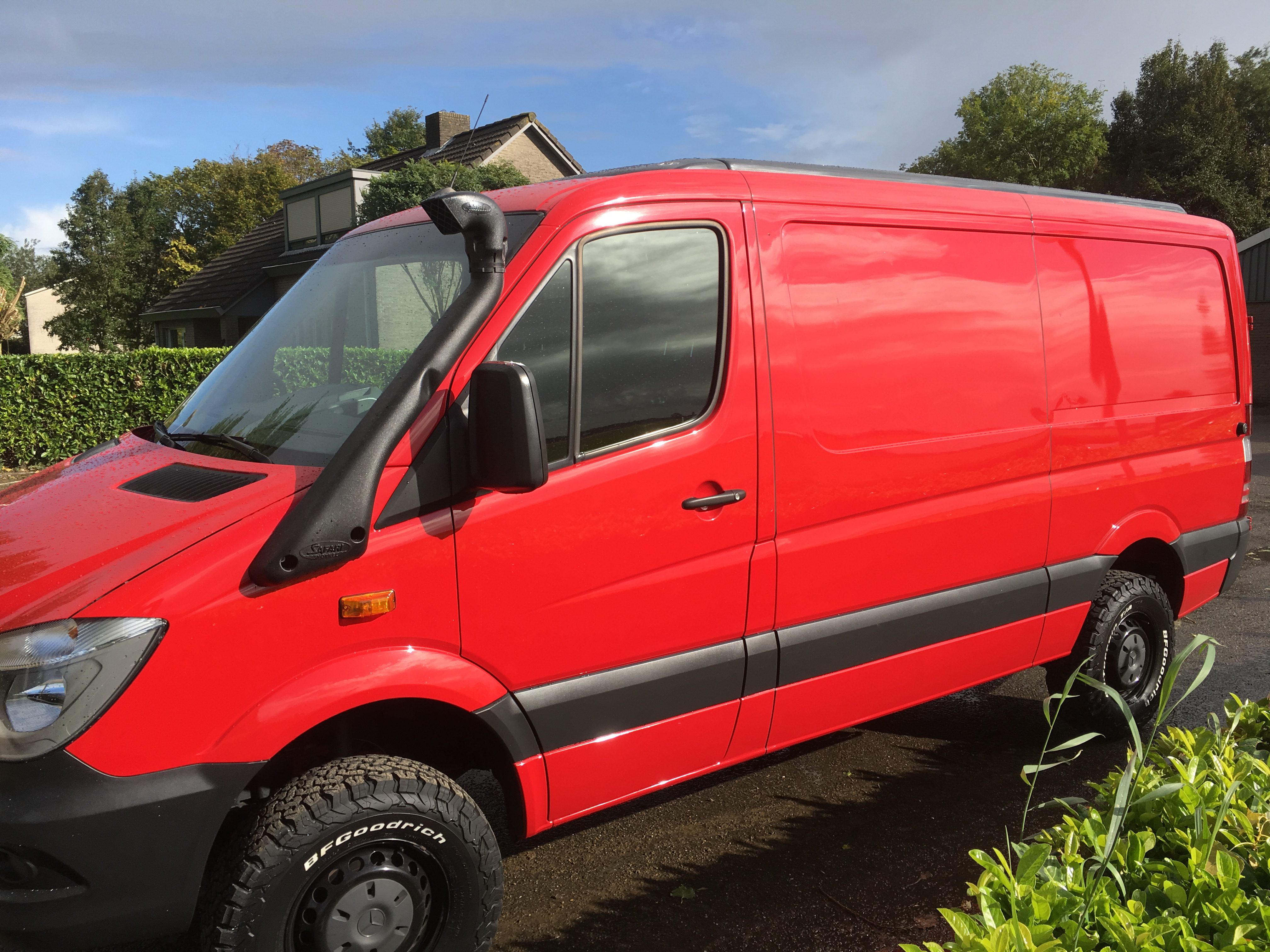 Mercedes Sprinter 4 X 4 Met Slaaphefdak FSL Camperinbouw mercedes-sprinter-4-x-4-met-slaaphefdak-fsl-camperinbouw
